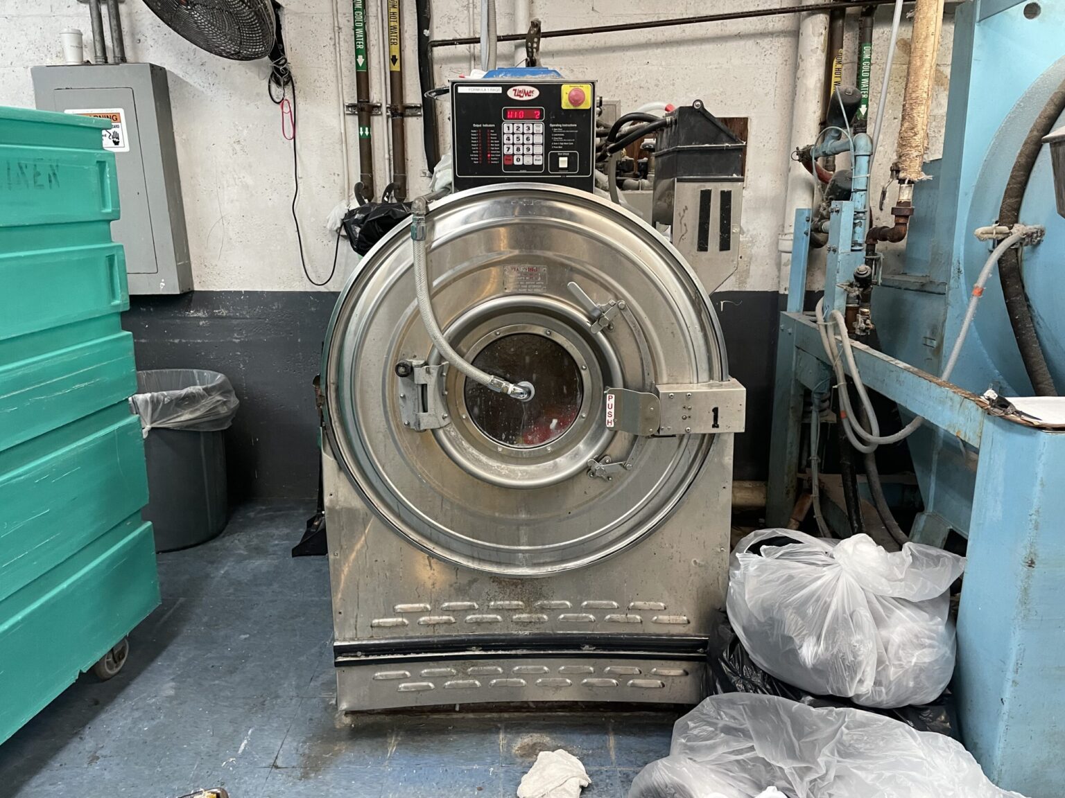 Washer - Extractors Archives - The Laundry List