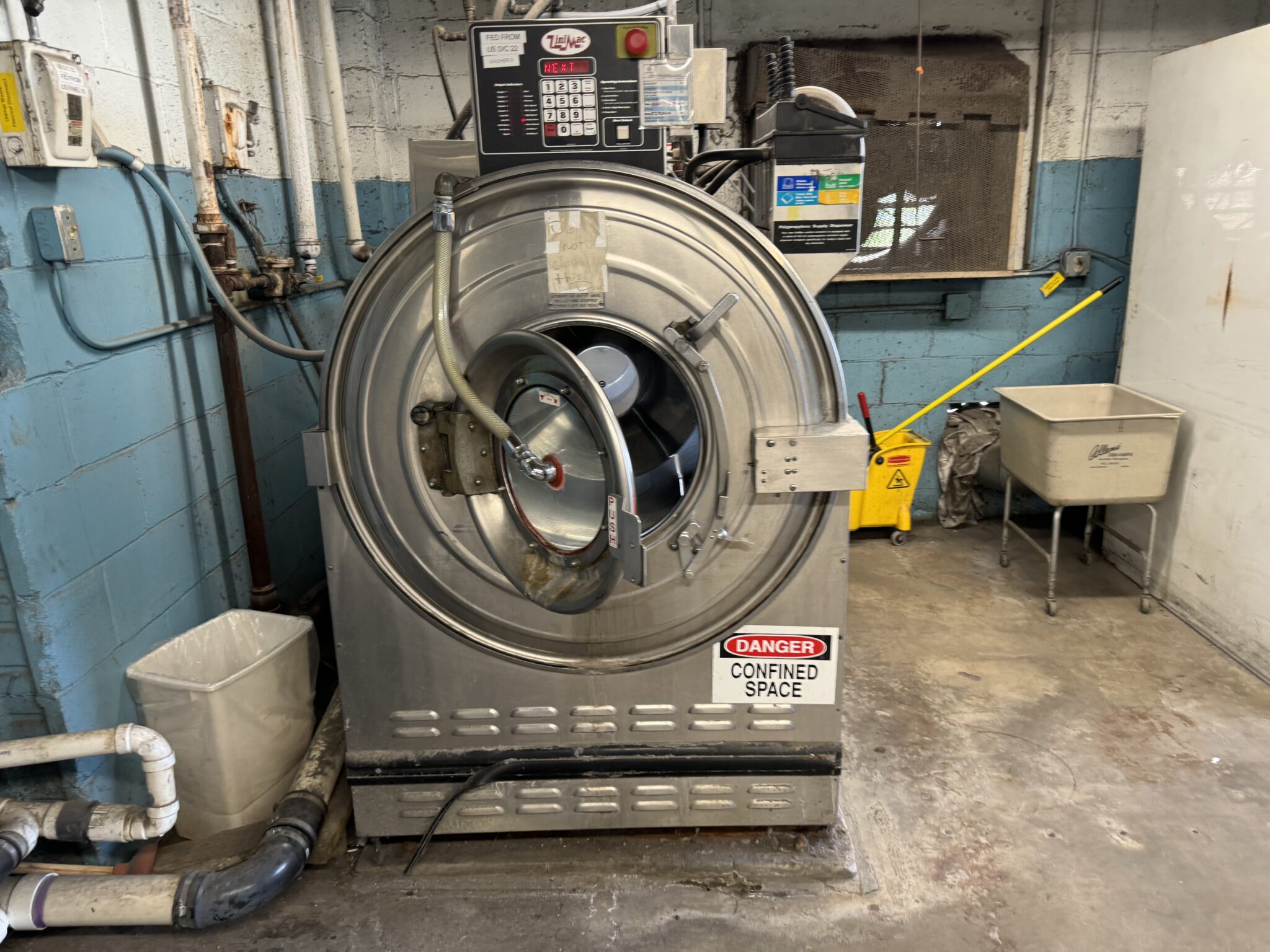 Washer - Extractors Archives - The Laundry List